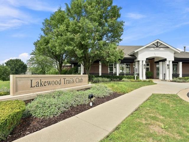 1424 Red Top Ln, Minooka, IL 60447
