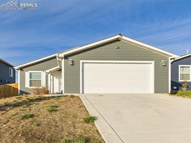 1424 Rivers Run Ave, Pueblo, CO 81001