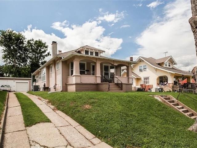 1424 S 37th St, Kansas City, KS 66106