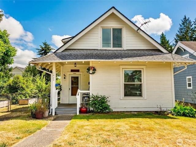 1424 S 45th St, Tacoma, WA 98418