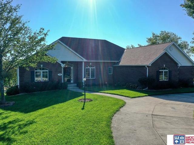 1424 th Dr, Seward, NE 68434