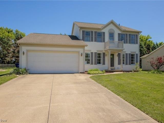 1424 Timbertop Dr, Tallmadge, OH 44278