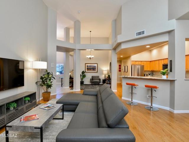 1424 W Bridalveil Pl, Oro Valley, AZ 85737