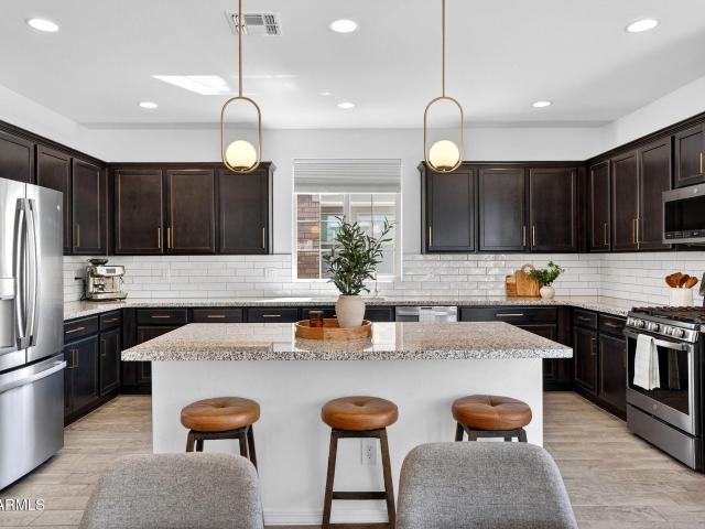 14253 w buckskin trail