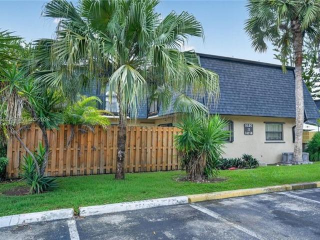 14250 SW 94th Cir Ln Unit 104 31, Miami, FL 33186