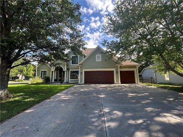 14255 NW 65th Pl, Parkville, MO 64152