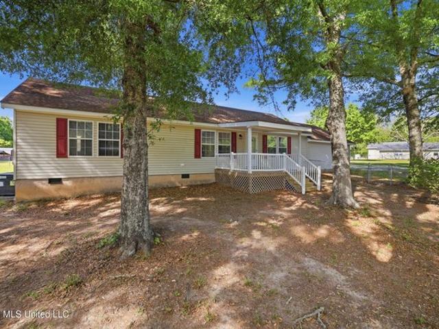 14258 Campground Rd, Saucier, MS 39574