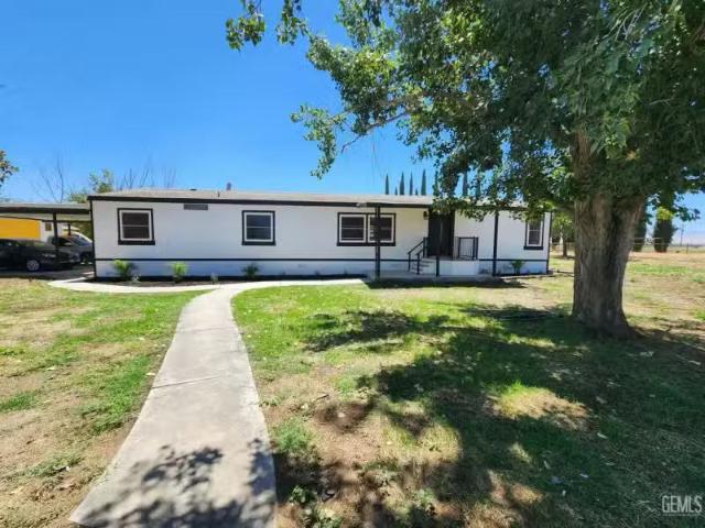 14258 GOSFORD RD, BAKERSFIELD, CA 93313 Single Family Residenc.