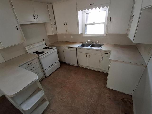 1425 Mimosa Drive
