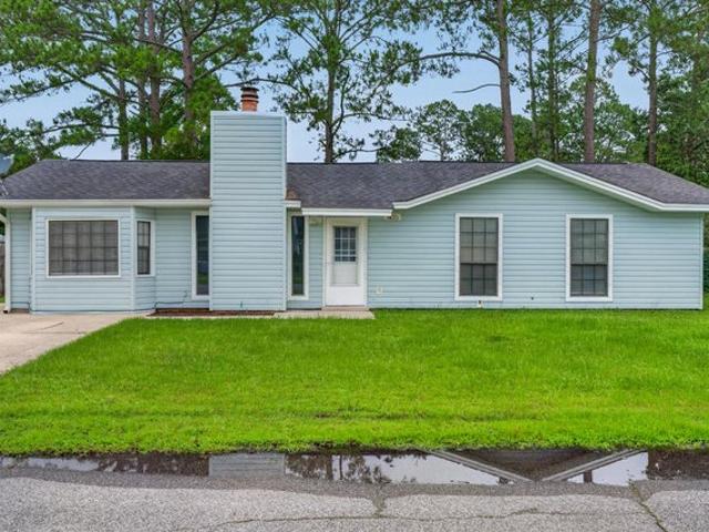 1425 Mixon Dr, Fort Walton Beach, FL 32547
