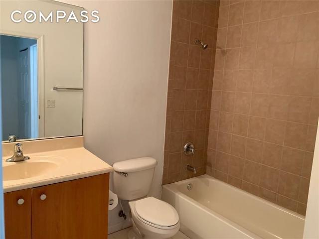 1425 NW 36th Way, Lauderhill, FL