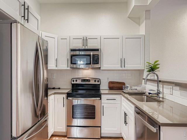 1425 N Washington St 205, Denver, CO