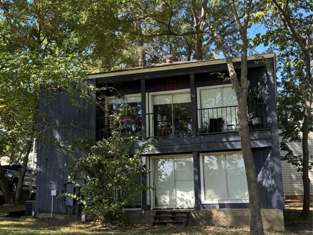 1425 April Villas