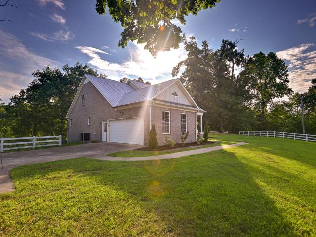 1425 Bartlett Hollow Rd, Petersburg, TN 37144 | MLS #3131