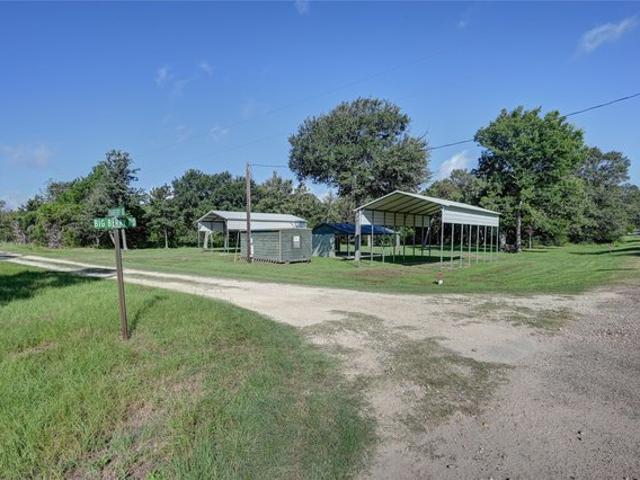 1425 Big Berry Rd, Somerville, TX 77879