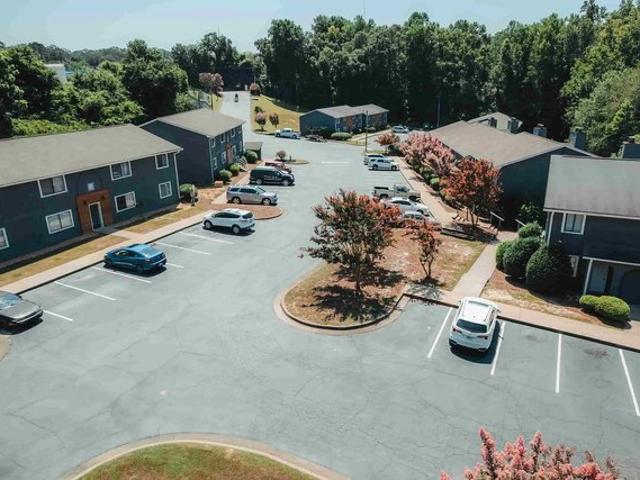 1425 Brandon Pl, Gainesville, GA 30501