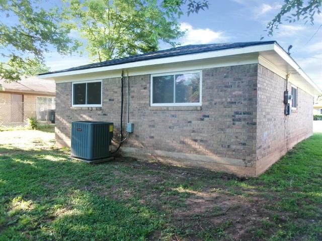1425 Cynthia Lane