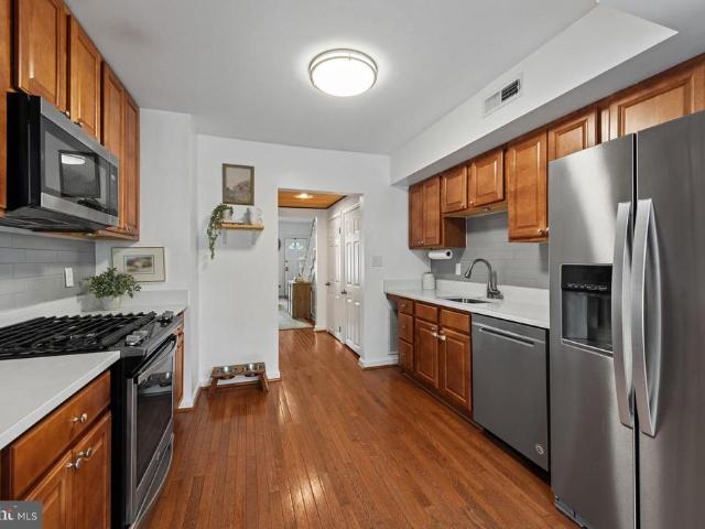1425 Decatur Street