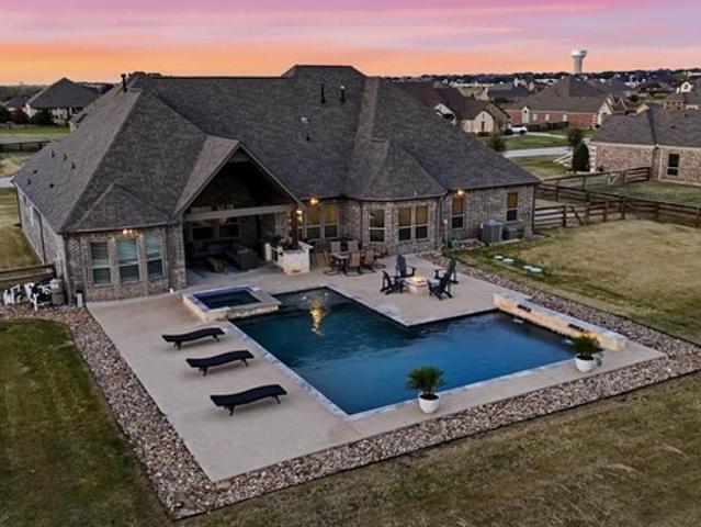 1425 Flanagan Farm Dr, Northlake, TX 76226
