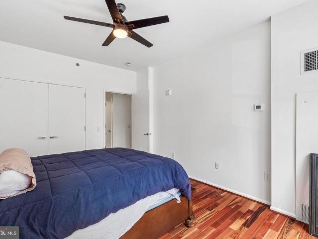 1425 Locust Street # 4E