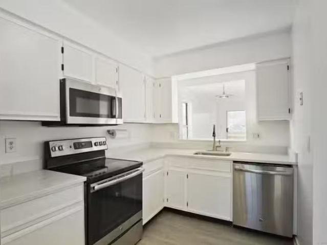 1425 Quinnipiac Avenue, 202, New Haven, CT 06513