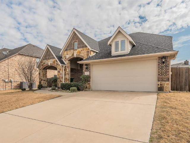 1425 Steve Dr, Crowley, TX 76036 | MLS #21122 | Compass
