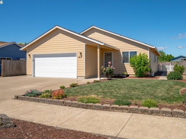 1425 SW Emily Dr, McMinnville, OR 97128
