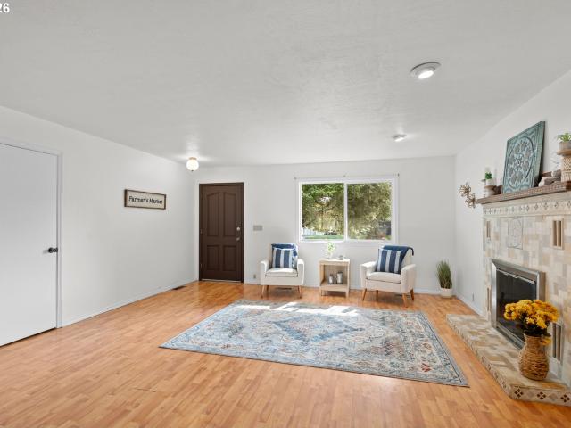 1425 SW 46TH ST