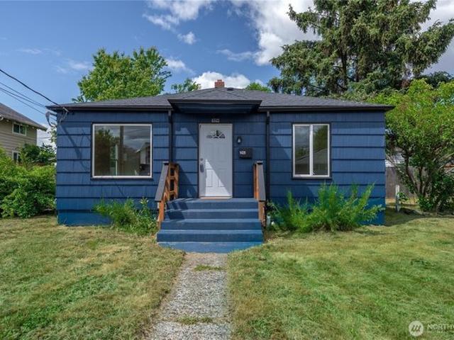 1425 S 52nd St, Tacoma, WA 98408