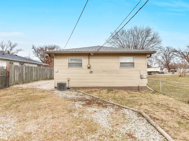 1425 S Edgecombe Ave, Indianapolis, IN 46227 | MLS #22085