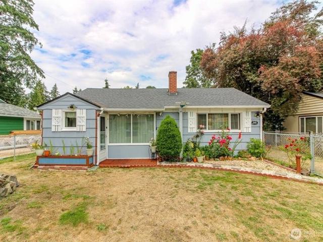 1425 th St S, Tacoma, WA 98444