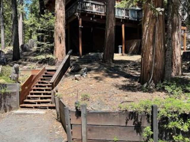 1425 Topanga Ln, Arnold, CA 95223