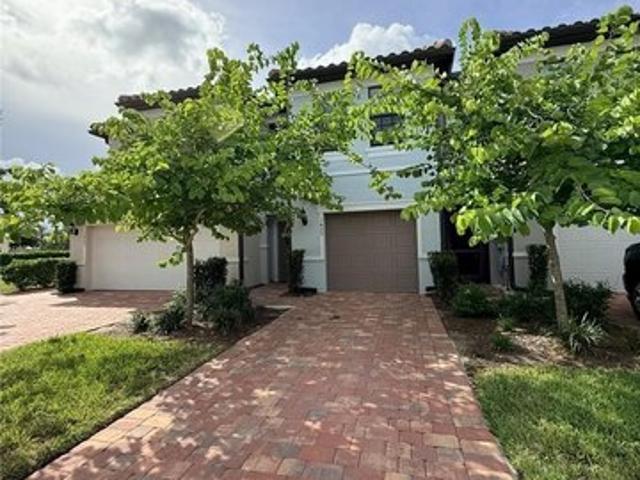 1425 Weeping Willow Ct, Cape Coral, FL 33909