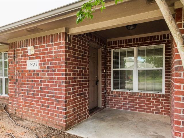 1425 Western Oaks Court