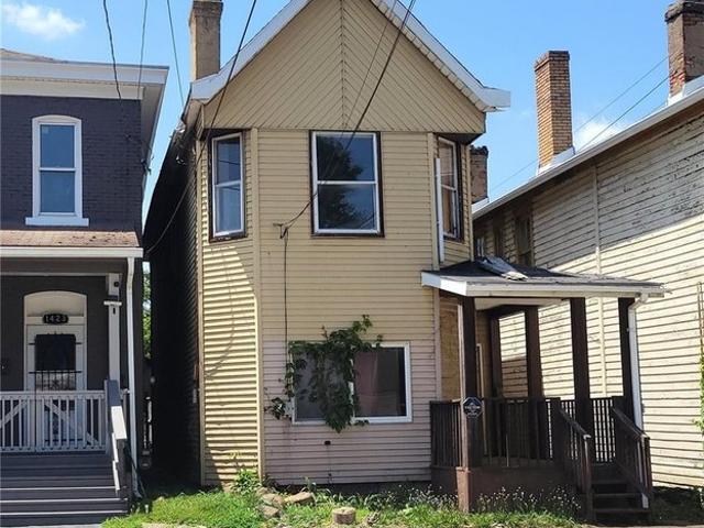 1425 3rd Ave, Beaver Falls, PA 15010