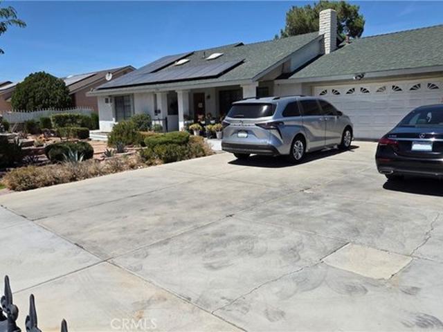 14262 LA Mesa Rd, Victorville, CA 92392