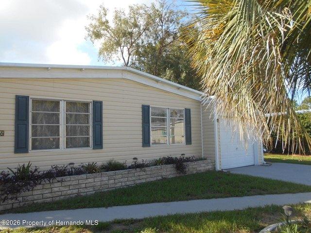 14266 Nickelodeon St, Brooksville, FL 34613