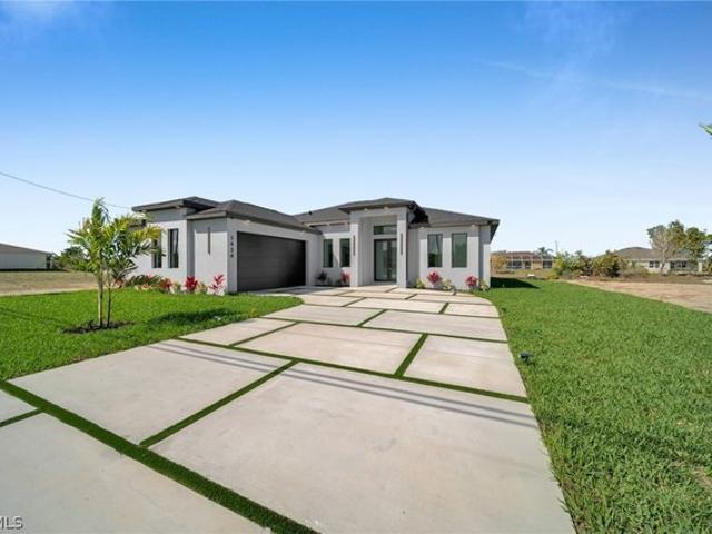 1426 NE 6th Ave, Cape Coral, FL 33909