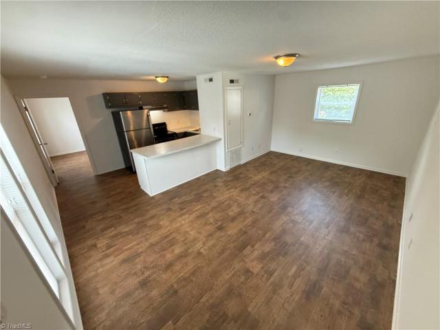 1426 Glade Street #7