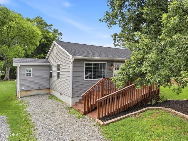 1426 Irwin Ave