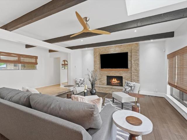 1426 Lexington Drive
