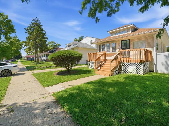 1426 S 18th Avenue