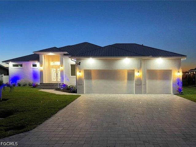 1426 SE 43rd Ter, Cape Coral, FL 33904