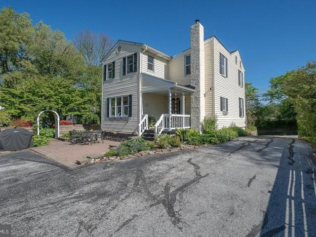 1426 W Strasburg Rd, West Chester, PA 19382