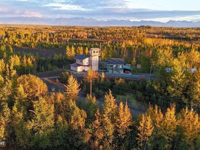 14274 W Cozy Ridge Rd, Big Lake, AK 99623