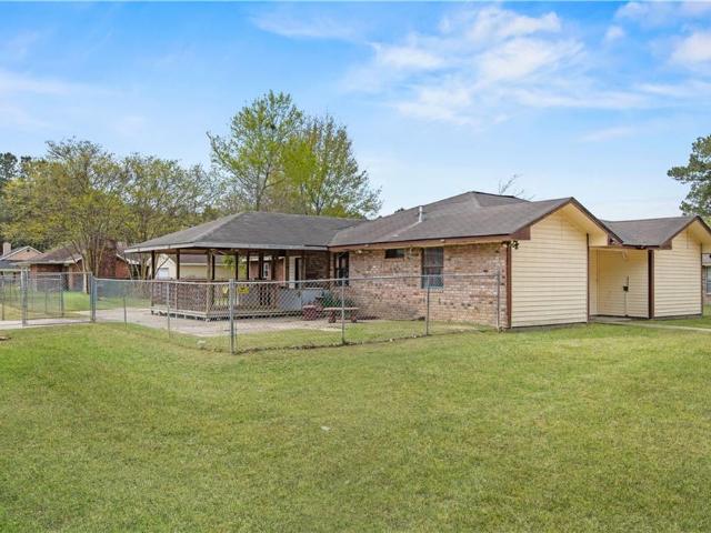14274 Lindsay Drive