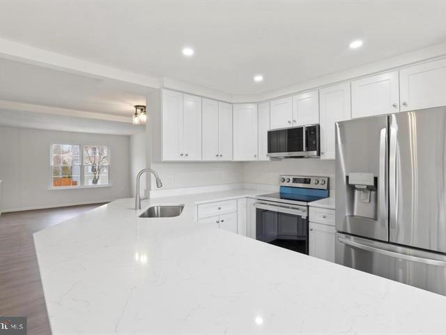 14275 Newbern Loop