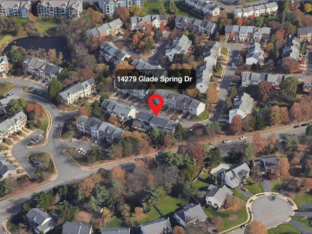 14279 Glade Spring Dr, Centreville, VA 20121 | MLS #VAFX2307 | Compass