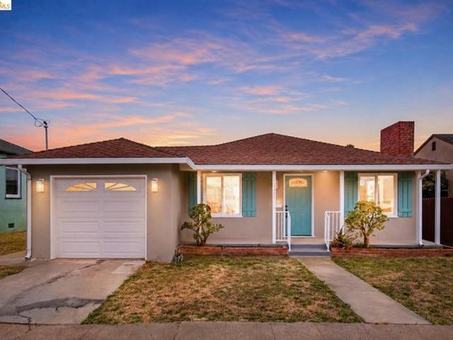 1427 Mariposa St, Richmond, CA 94804