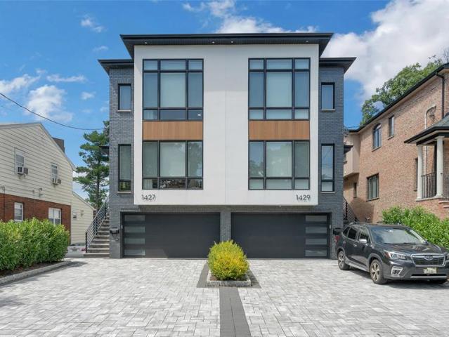 1427 Anderson Avenue